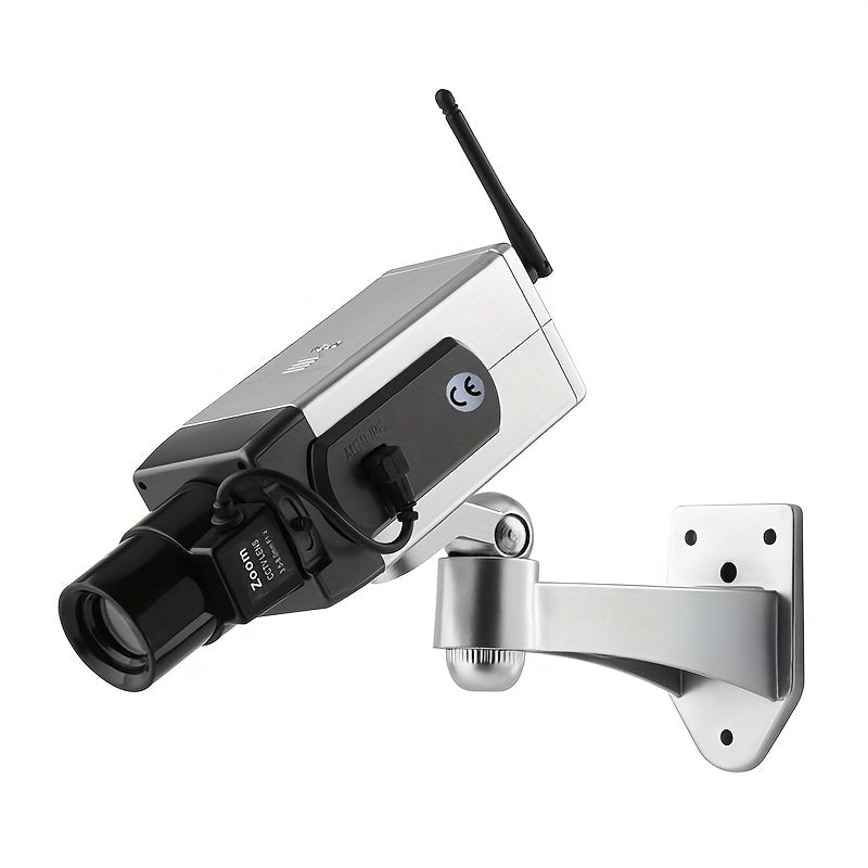 HighPeak Dummy Security Camera – Realistic Auto-Tilt Decoy & LED Light
