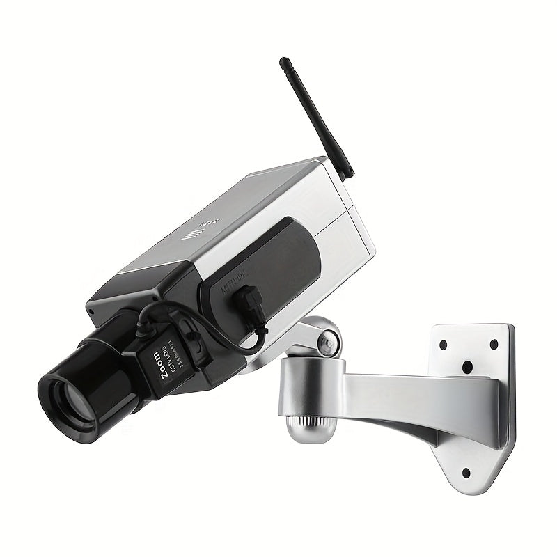 HighPeak Dummy Security Camera – Realistic Auto-Tilt Decoy & LED Light